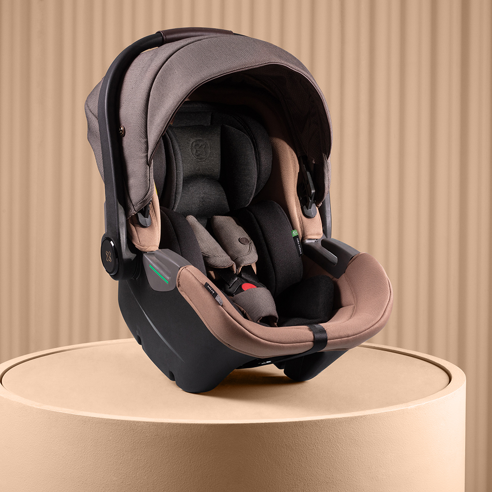 Reef Dream i-Size & ISOFIX Base | Silver Cross Ireland